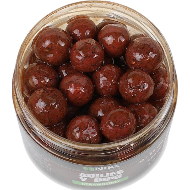 KAREL NIKL - Boilies v dipu Strawberry 18 + 20 mm 250 g | FishMax.cz